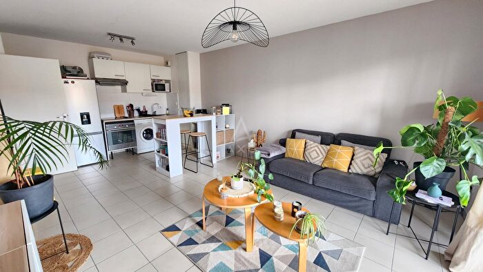 Appartement à vendre - Saint-Jean - 2 pièces - 1 chambre