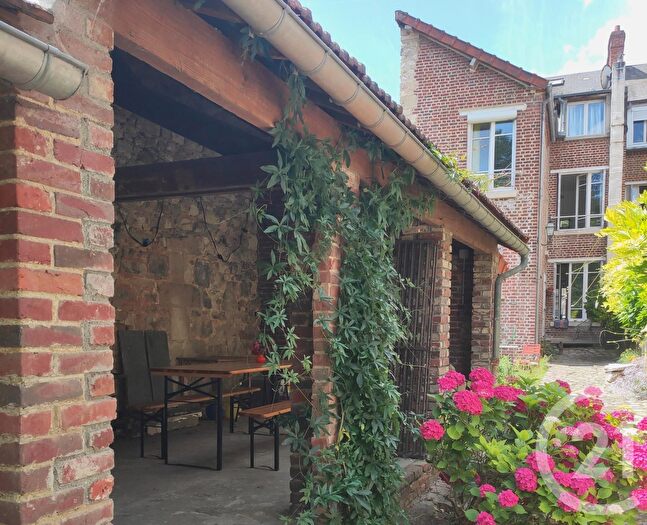 Maison à vendre - VillersCotterêts - 5 pièces - 4 chambres