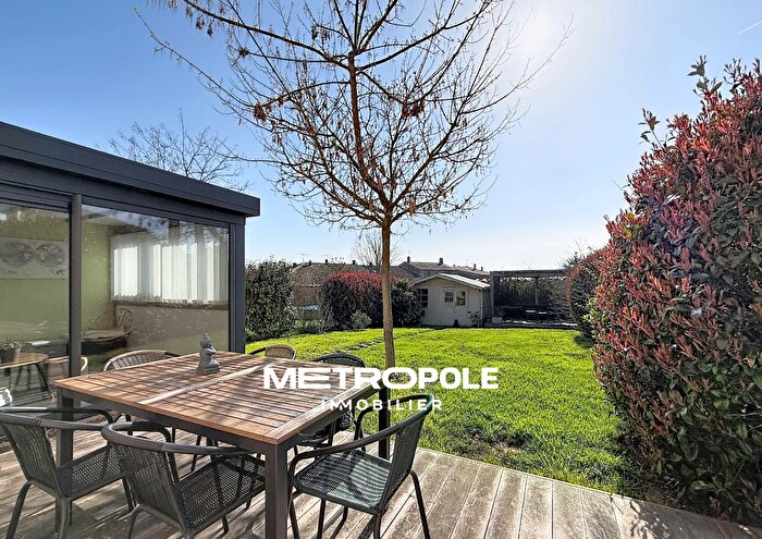 Maison à vendre - Les Olmes - 5 pièces - 4 chambres