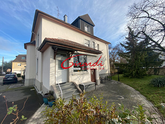 Appartement à vendre - Kingersheim, Centre historique - 5 pièces - 3 chambres