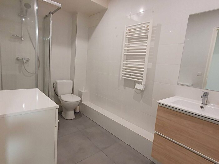 Appartement à louer - Haut Mondétour, Orsay - 1 pièce