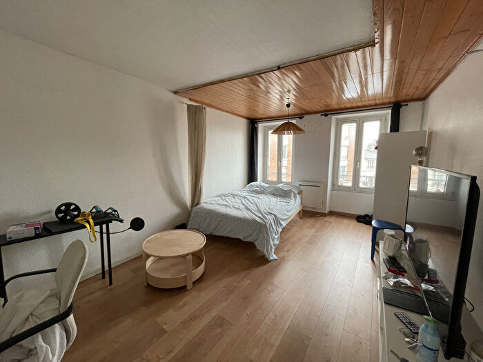 Appartement à vendre - Saint-Ouen-lAumône, Centre-ville, Prairie - 2 pièces - 1 chambre