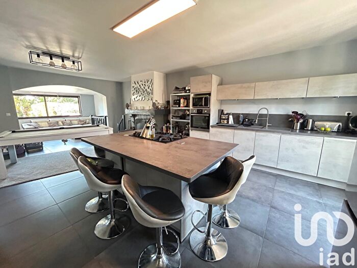 Maison à vendre - Morangis - 8 pièces - 6 chambres