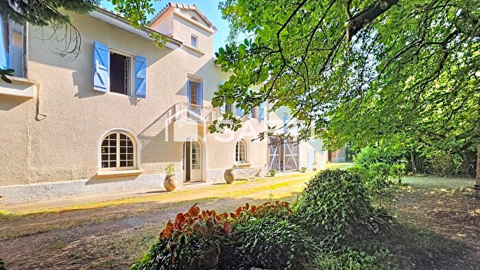 Finhan : Maison 8 pièces à vendre