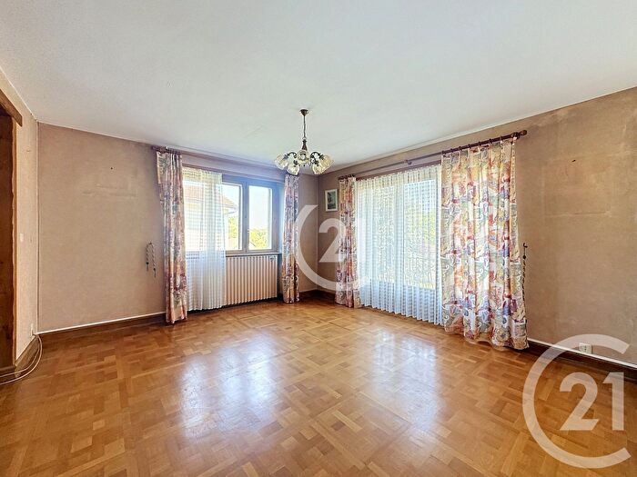 Maison 7 pièces à Fesches-le-Châtel, à vendre