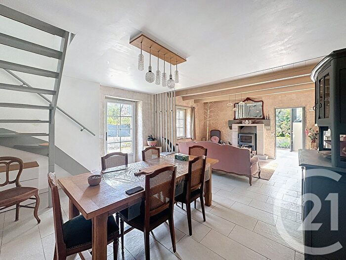 Maison à vendre - Moustéru - 9 pièces - 6 chambres