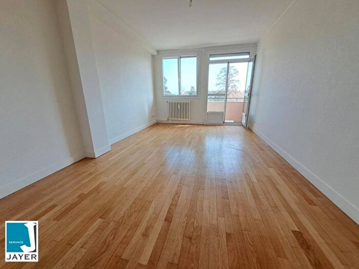 Appartement à louer - Garibaldi, Chalon-sur-Saône - 4 pièces - 3 chambres