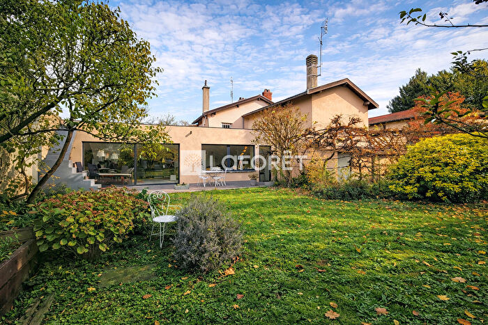 Maison à vendre - Genay - 8 pièces - 5 chambres