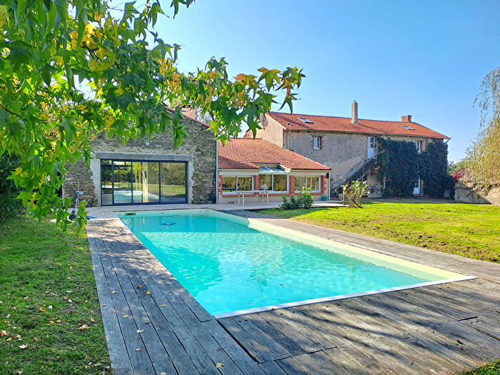 Maison à vendre - Falleron - 6 pièces - 5 chambres