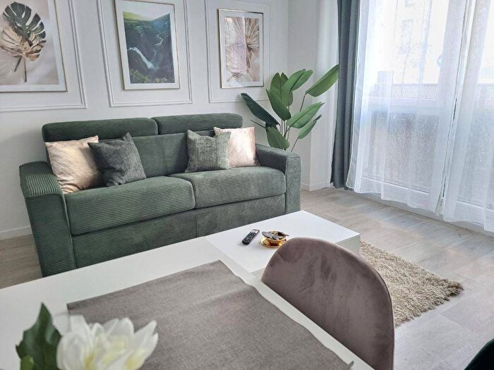 Appartement à louer - Centre Ville Sud Ouest, Bussy-Saint-Georges - 2 pièces - 1 chambre