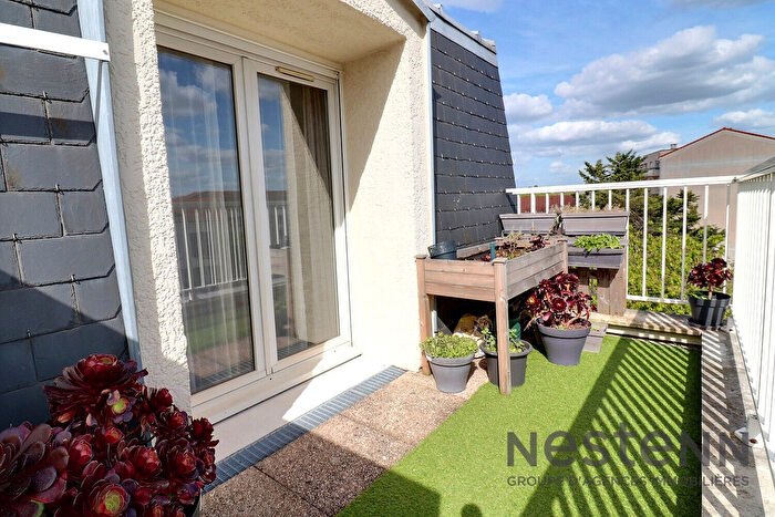 Appartement 4 pièces à vendre à Neuilly-sur-Marne, Carnot, République