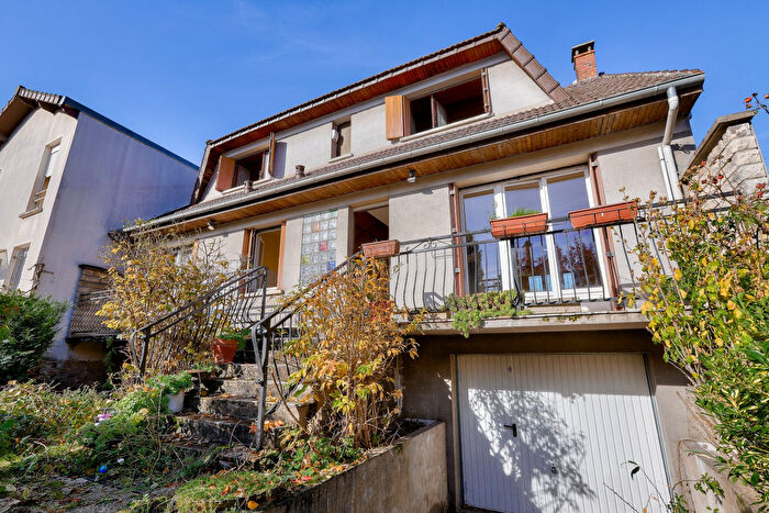 Maison 7 pièces à Montreuil, Branly, Boissière, à vendre