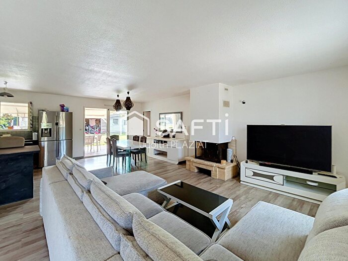 Maison 5 pièces à vendre à Créon