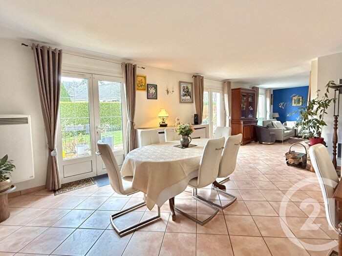 Maison à vendre - Saint-Arnoult-en-Yvelines - 7 pièces - 4 chambres