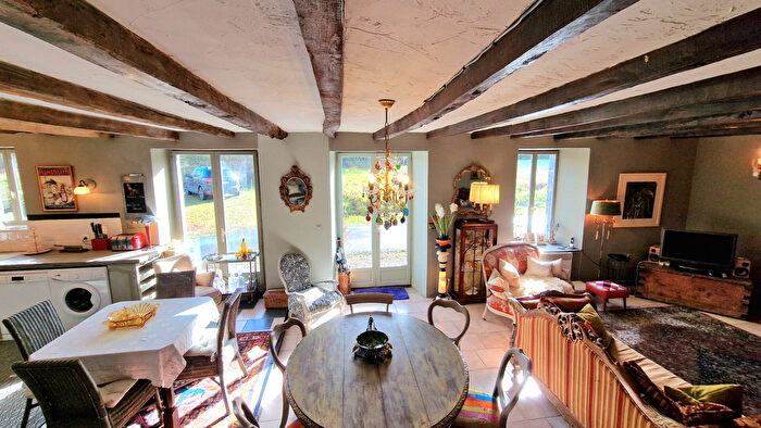 Maison à vendre - Mérillac - 4 pièces - 3 chambres