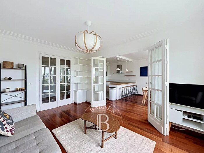 Epinettes-Bessières, Paris 17ème arrondissement : Appartement 4 pièces à louer