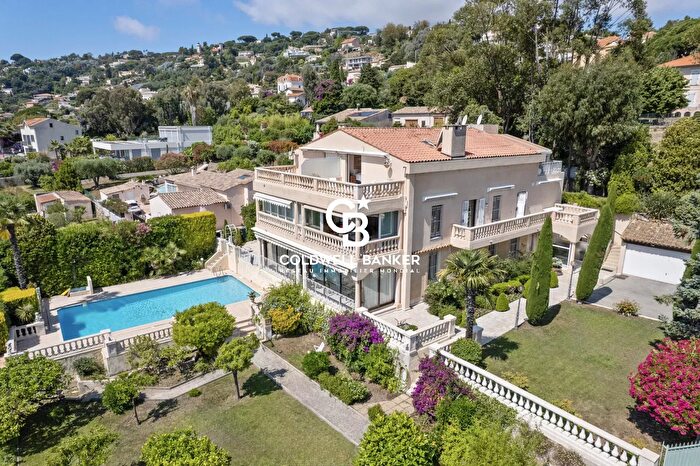 Appartement 6 pièces à vendre - Vallauris, Puadon, Plateau de Bernis, Super Cannes, Le Maure