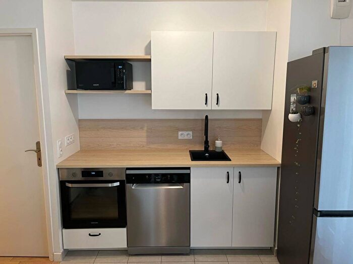 Appartement à louer - Forêt, Saint-Germain-en-Laye - 2 pièces - 1 chambre