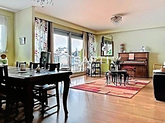 Appartement à vendre - Limoges, Centre-ville, Hôtel de Ville, Emailleurs - 4 pièces - 2 chambres