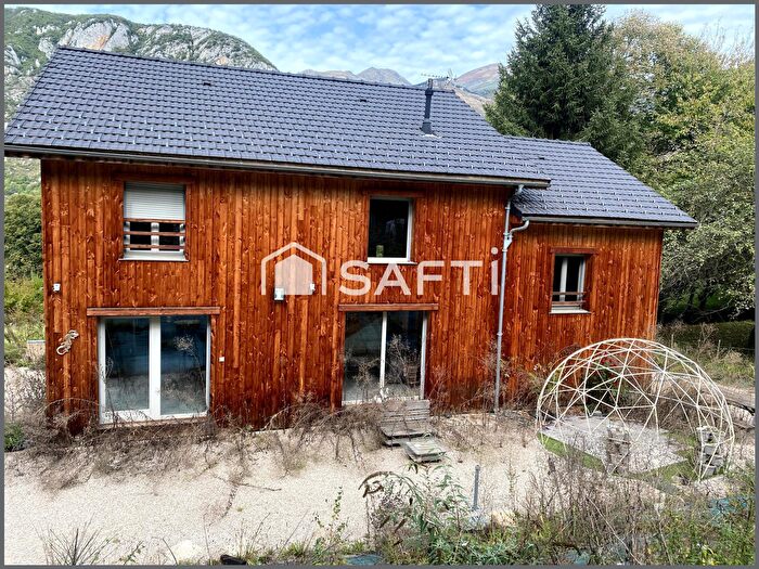 Maison à vendre - Luzenac - 6 pièces - 4 chambres