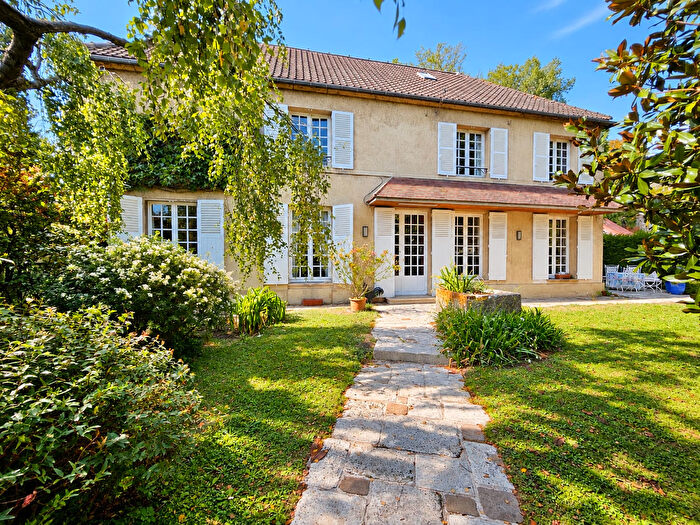 Chantilly - Maison 9 pièces à vendre