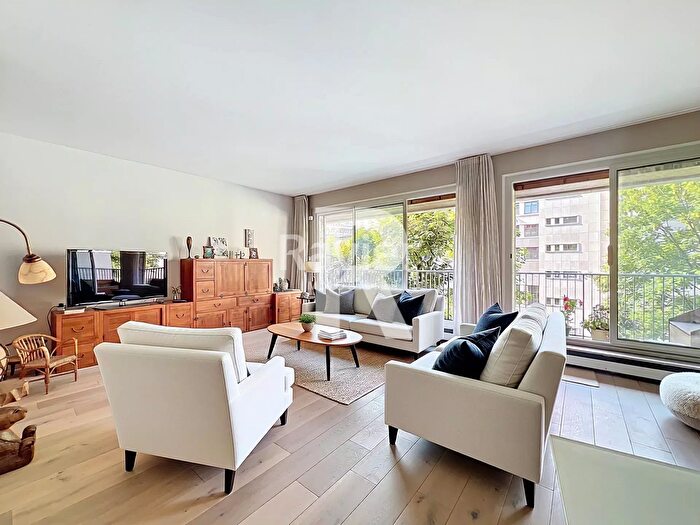 Appartement à vendre - Paris e , Auteuil-Nord, Jasmin, Mirabeau - 4 pièces - 3 chambres