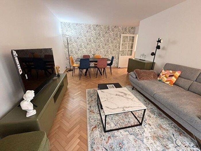 Faubourg de lArche, Courbevoie : Appartement 3 pièces à louer