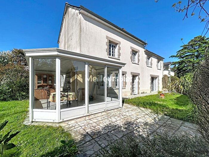 Maison à vendre - Montreuil-le-Gast - 6 pièces - 3 chambres