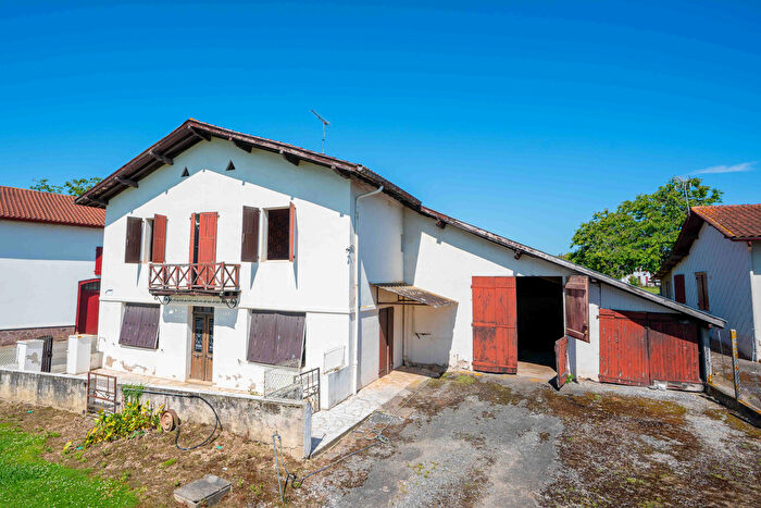 Maison 5 pièces à Saint-Palais, à vendre