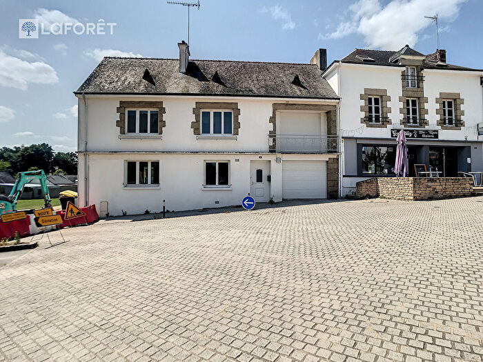 Gueltas : Maison 5 pièces à louer