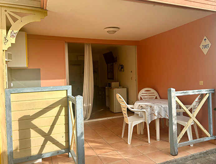 Sainte-Anne : Appartement 1 pièce à vendre