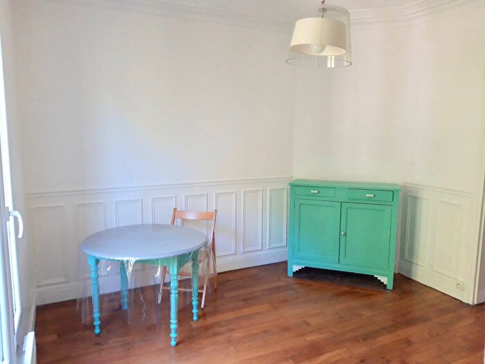 Appartement à louer - Bordeaux Victor Hugo, Charenton-le-Pont - 2 pièces - 1 chambre