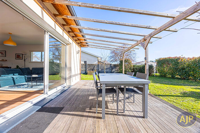 Maison à vendre - Le Porge - 5 pièces - 3 chambres