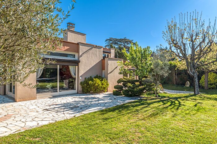 Maison 8 pièces à Caluire-et-Cuire, Le Vernay, à vendre