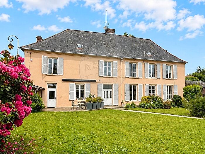 Nanteuil-le-Haudouin : Maison 8 pièces à vendre