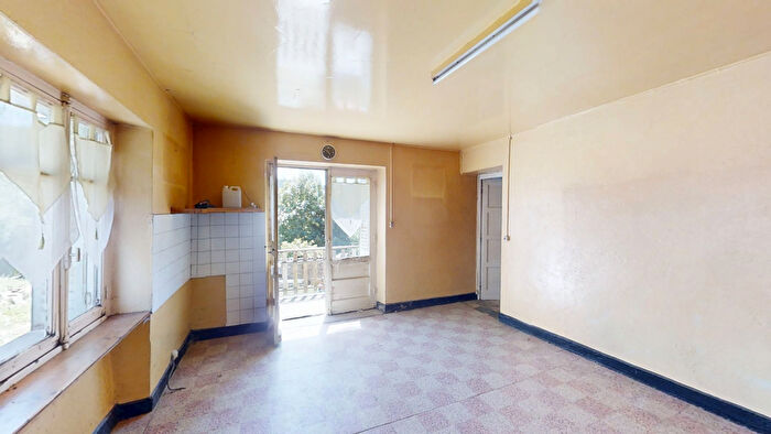 Maison à vendre - Riotord - 8 pièces - 7 chambres