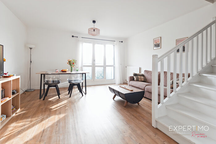 Appartement à vendre - Montigny-le-Bretonneux - 3 pièces - 2 chambres