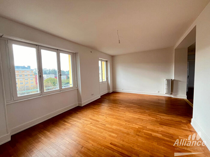 Belfort, Centre-ville, Fb de Montbéliard : Appartement 4 pièces à louer