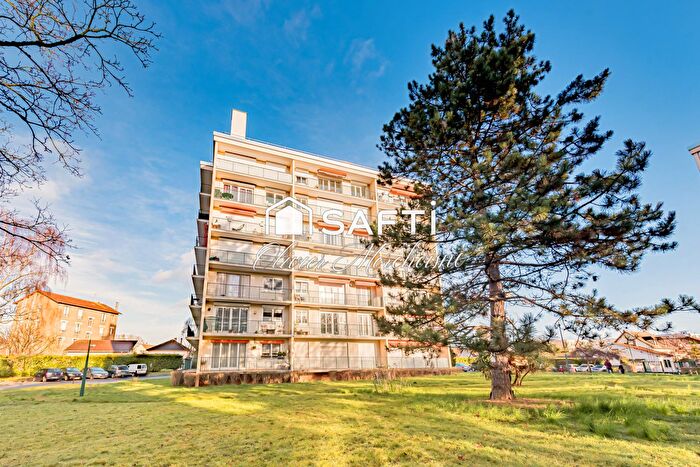 Appartement à vendre - Vigneux-sur-Seine, Croix-Blanche - 1 pièce