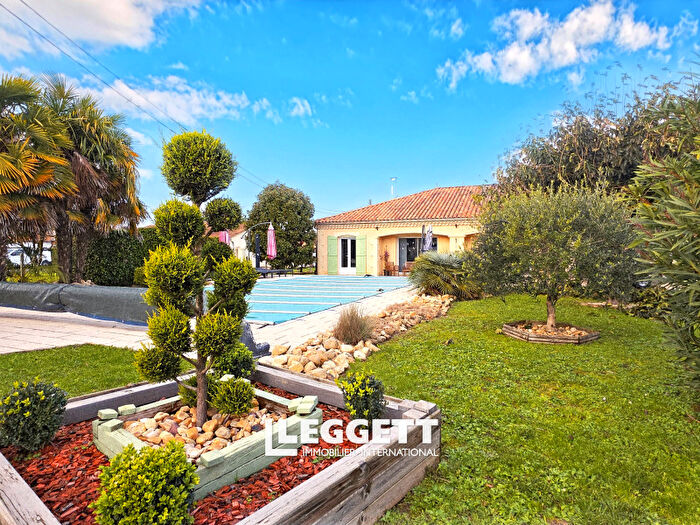 Maison à vendre - Saint-Astier - 6 pièces - 4 chambres