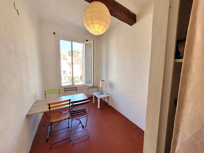 Appartement à louer - Centre Ville, Aix-en-Provence - 2 pièces - 1 chambre