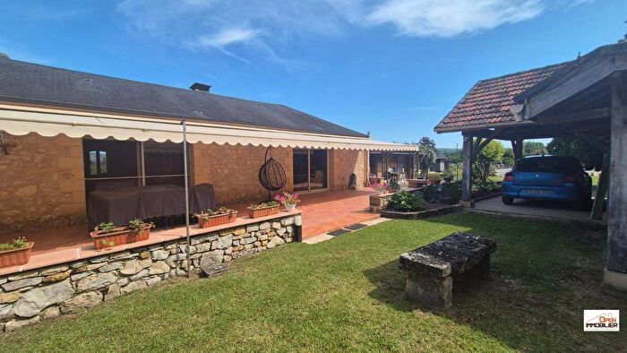 Maison 10 pièces à vendre à Saint-Cyprien