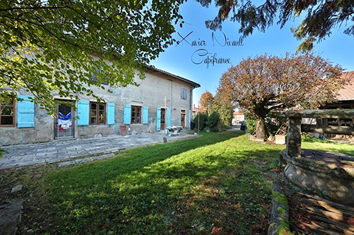 Maison à vendre - Curciat-Dongalon - 6 pièces - 4 chambres