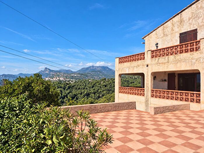 Saint-Martin-du-Var : Maison 5 pièces à vendre