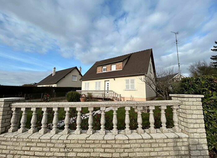 Maison à louer - Sud Ouest, Luisant - 7 pièces - 3 chambres