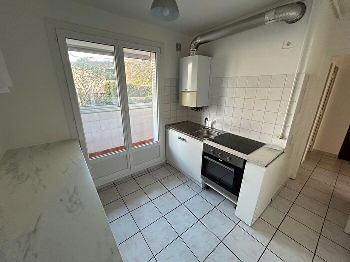 Appartement 3 pièces à Saint-Martin-d'Hères, Teyssere, à louer