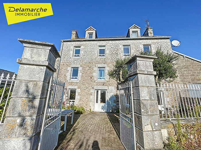 Maison à vendre - Regnéville-sur-Mer - 6 pièces - 4 chambres