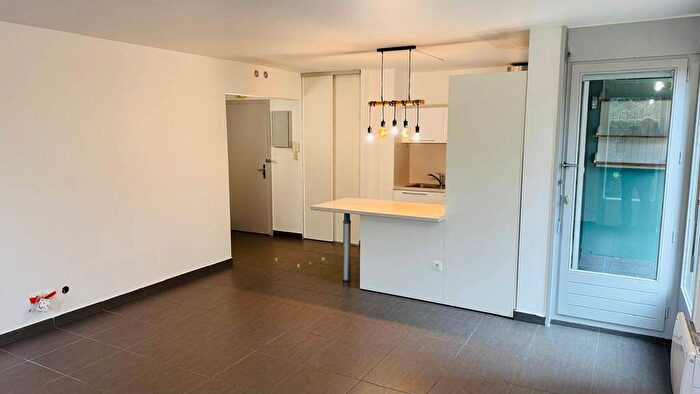 Appartement à vendre - Ferney-Voltaire - 2 pièces - 1 chambre