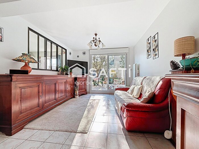 Maison à vendre - Élancourt, Clé Saint-Pierre, Pissaloup, La Revanche - 4 pièces - 3 chambres