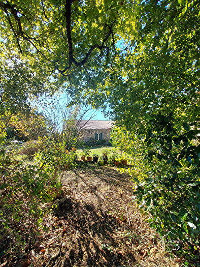 Sauveterre-de-Guyenne : Maison 7 pièces à vendre
